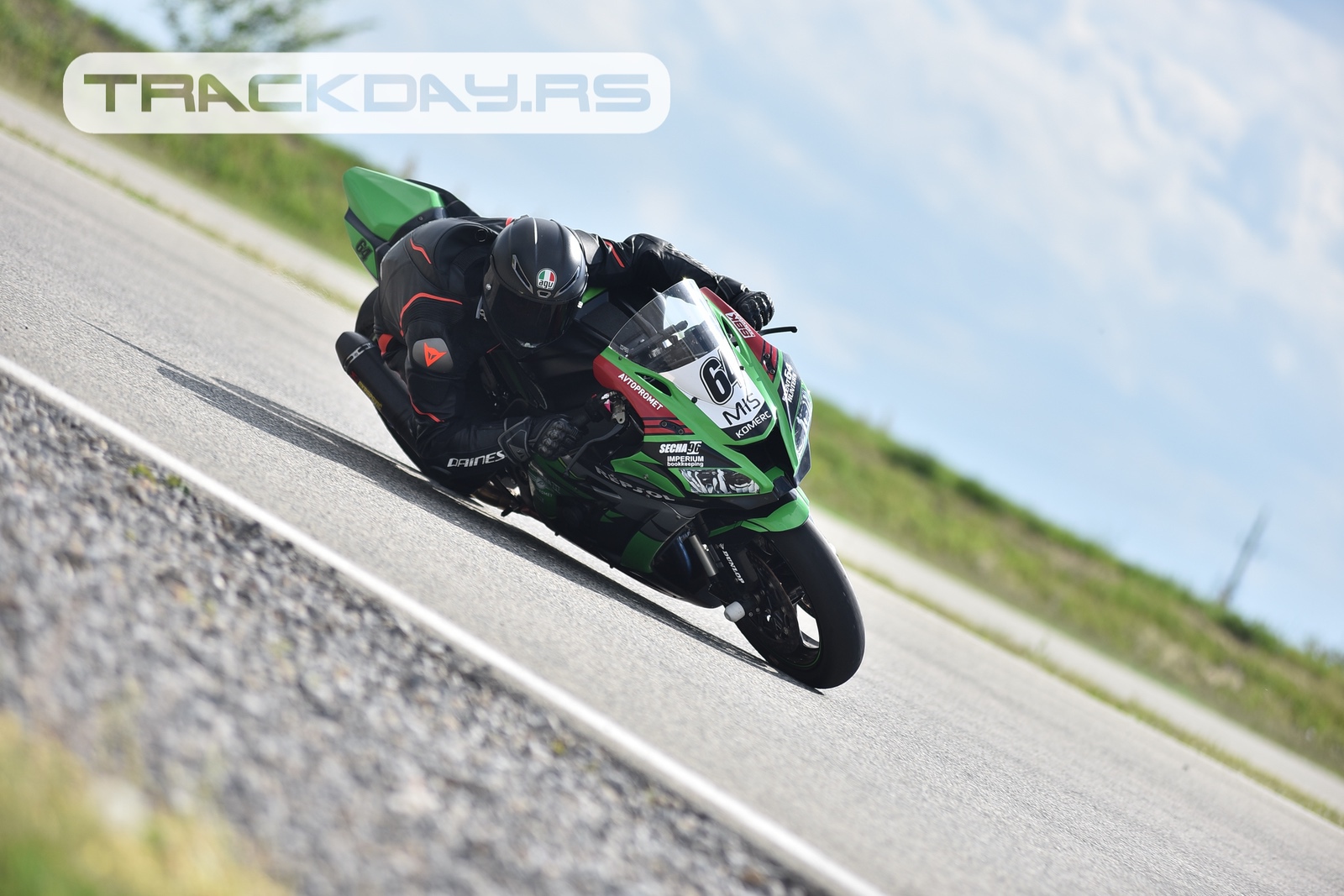 Naručite izrađene fotografije i sačuvajte uspomene na svoju vožnju na ...